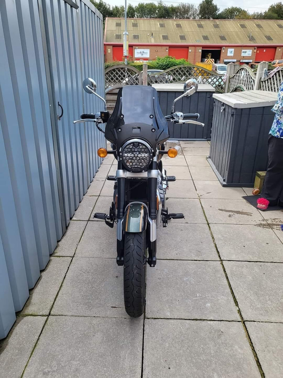 Tinted Windscreen For Super Meteor 650 – MotoCo